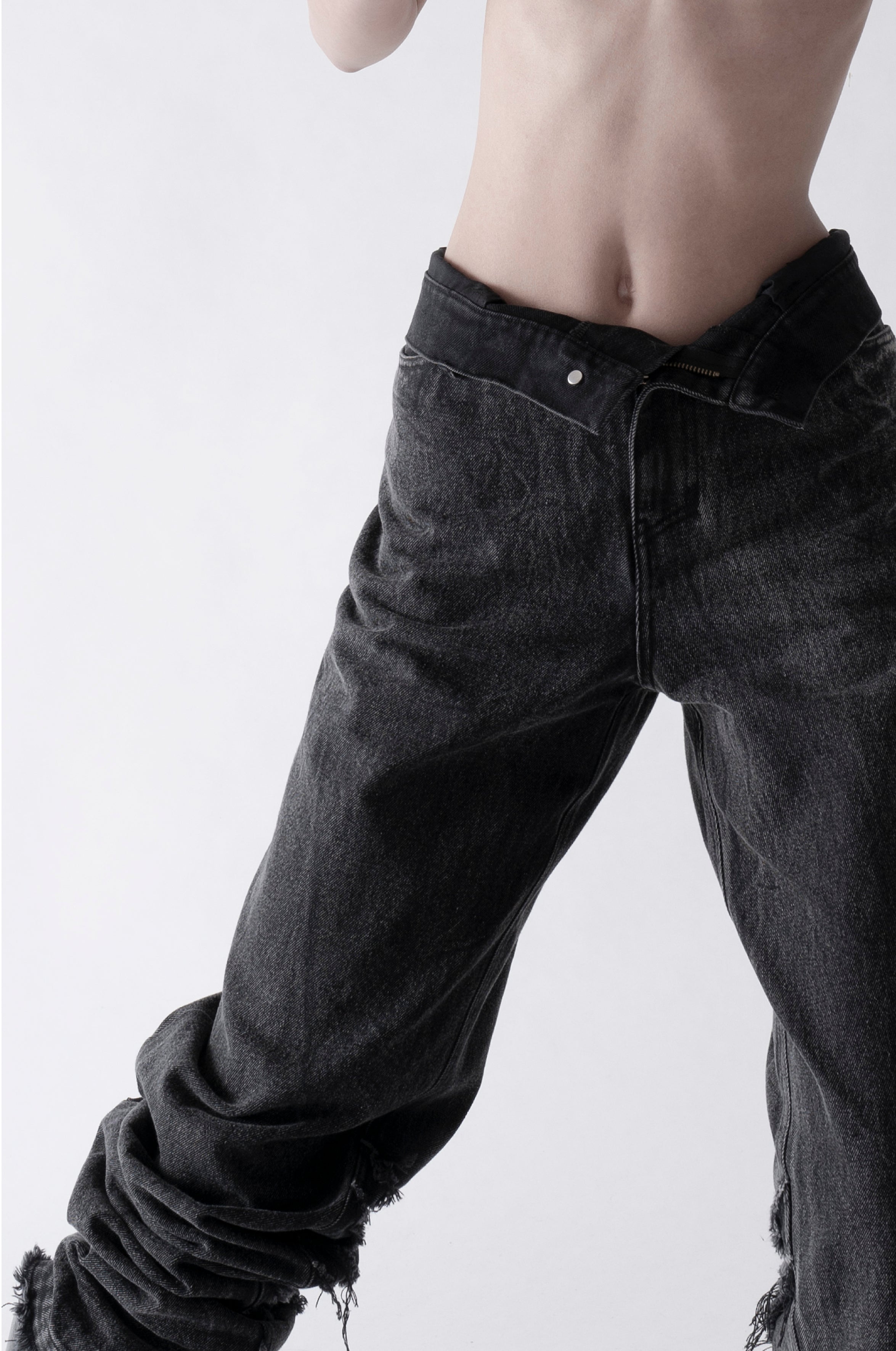 SIGNATURE PANTS – GALERIE SECRETE